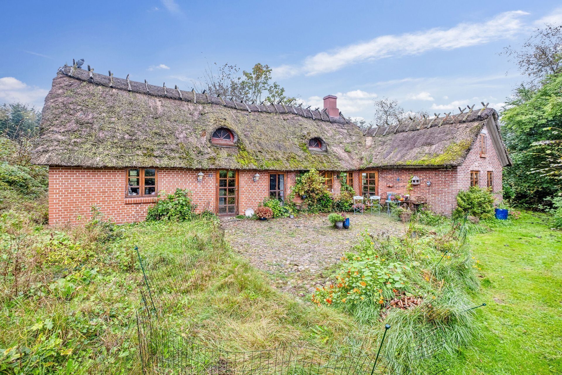Embrace the Danish Countryside: Cozy Thatched-Roof Home on Expansive ...